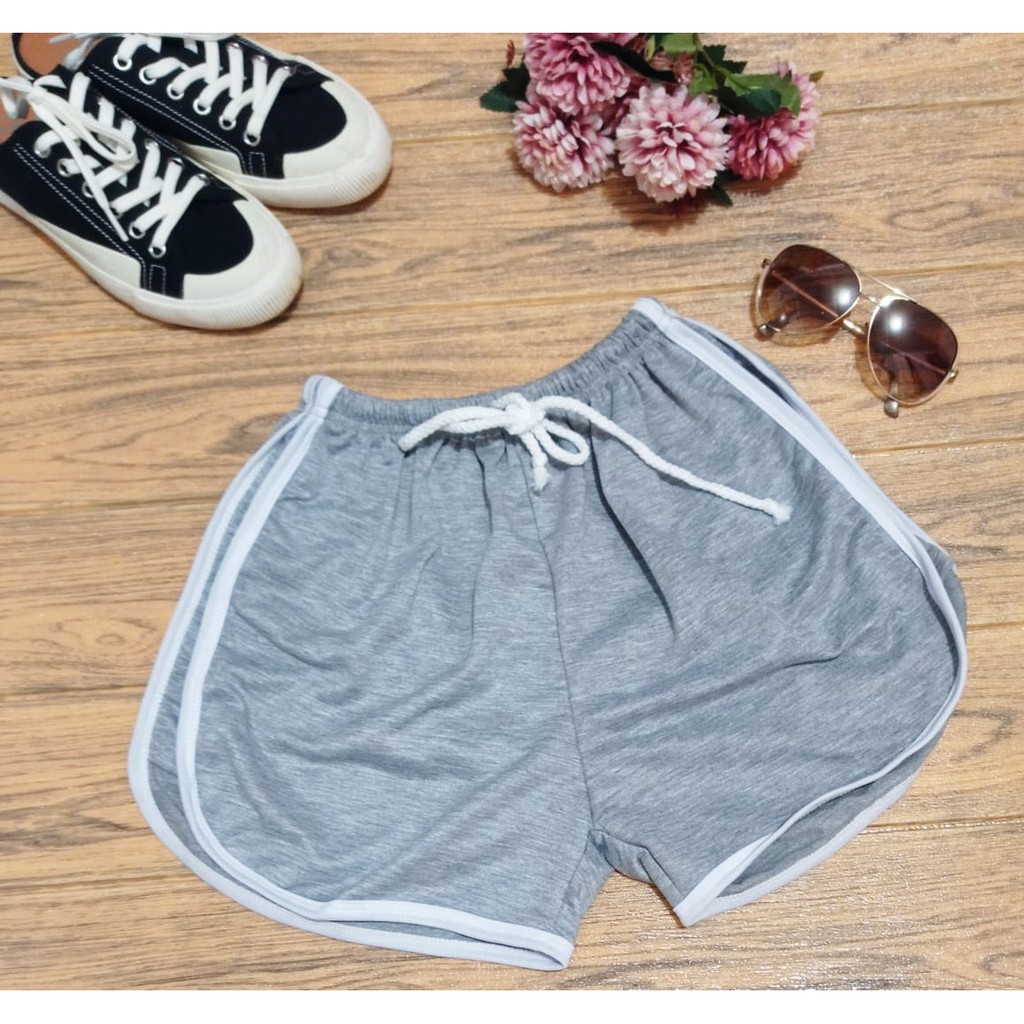 Jual Celana Pendek JUMBO Wanita | Hot Pants MUNIKO Polos | Shopee Indonesia