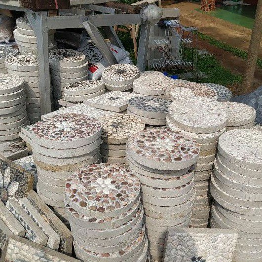Jual batu steping untuk pijakan taman/batu hiasan taman | Shopee Indonesia