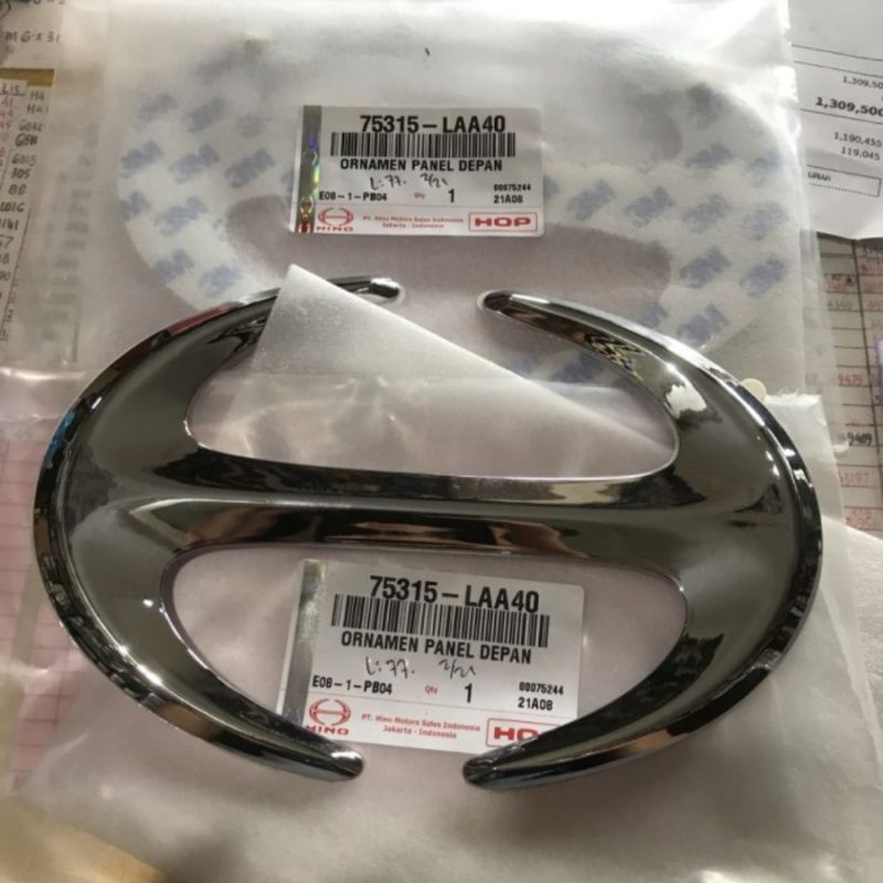 Jual LOGO LAMBANG HINO DUTRO 110 125 130HT GENUINE PART | Shopee Indonesia