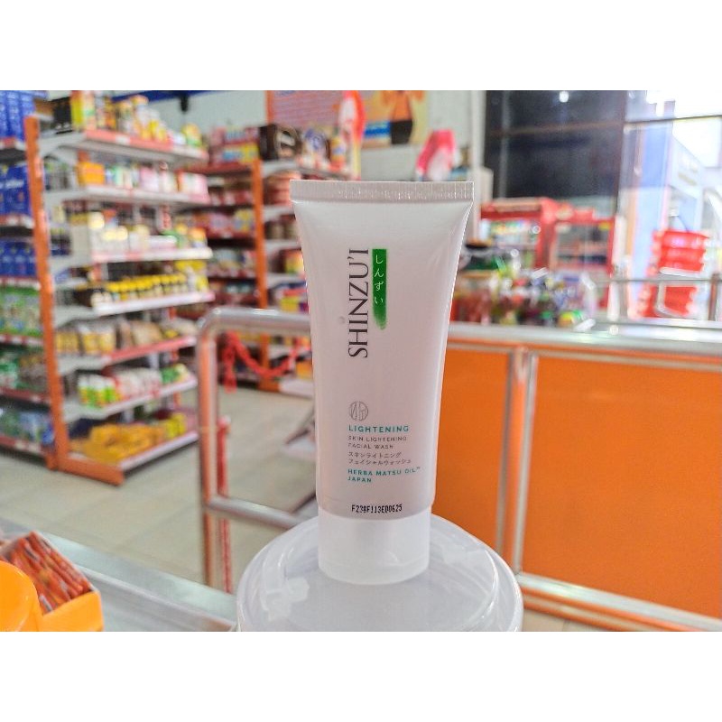 Jual SHINZUI SKIN LIGHTENING FACIAL WASH HERBA MATSU OIL 40ML | Shopee ...