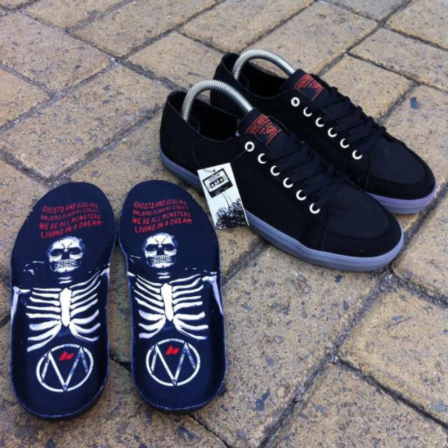 Jual Macbeth adams the maine studio projects- Macbeth Eliot- Macbeth ...