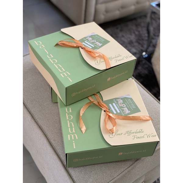 Jual GIFT BOX PREMIUM ( Include Kartu ucapan ) hard box | Shopee Indonesia