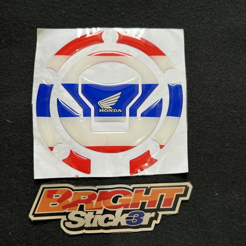 Jual STICKER EMBLEM TUTUP TANKI BENSIN MOTOR CBR 150 CB 150 R TIMBUL 3D ...