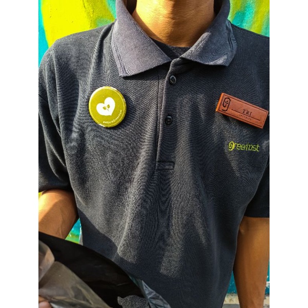 Jual Custom name tag kayu papan nama dada kayu dan magnet | Shopee ...