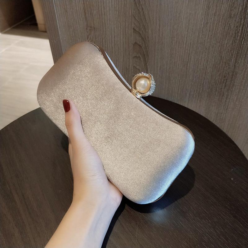 Jual CLUTCH DOMPET TAS PESTA BLUDRU BELUDRU MEWAH ELEGAN KONDANGAN ...