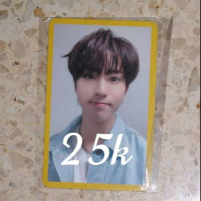 Jual Booked photocard han | Shopee Indonesia