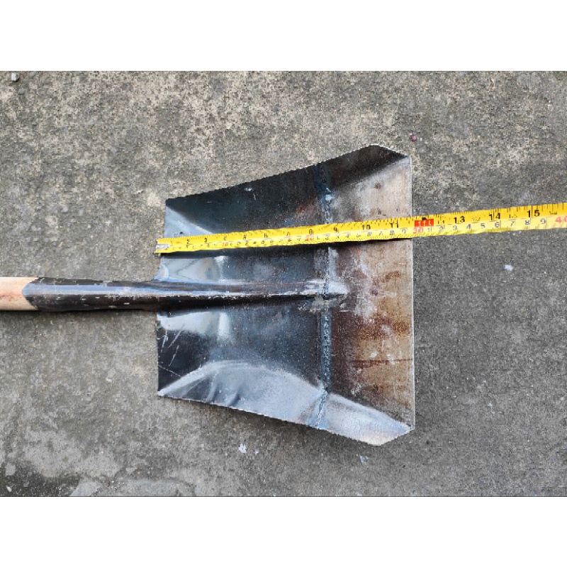 Jual sekop skop sekrop skrop pasir sambungan baja tebel gagang kayu ...