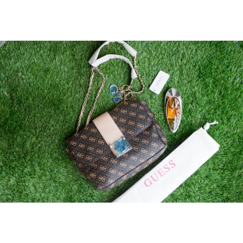 Jual (NEW) Guess Logo City Convertible Shoulder Bag | Shopee Indonesia