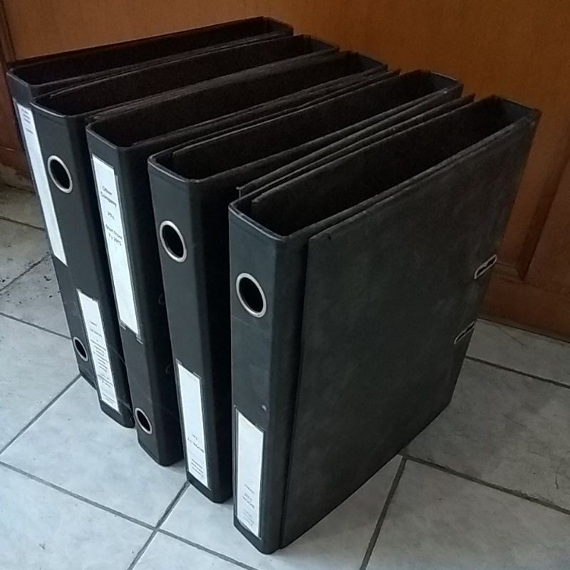 Jual ordner bekas ukuran folio tebal punggung 5 cm | Shopee Indonesia