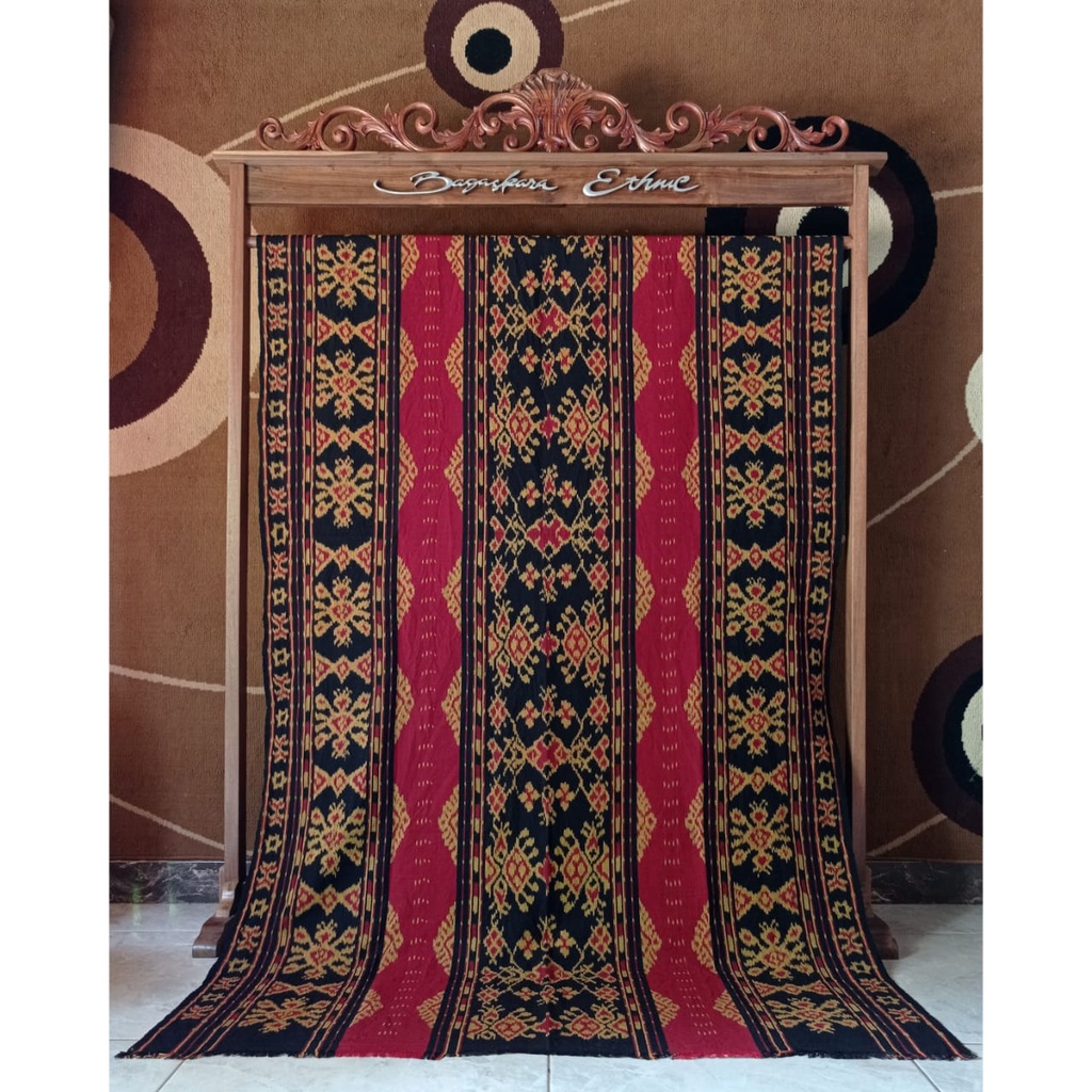 Jual Kain Tenun Ikat Blanket Etnik Rote - Tenun Ikat Tradisional ...