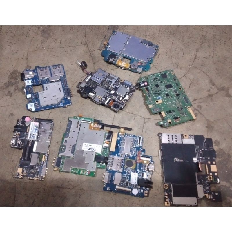 Jual pcb hp android dan lain lain bisa untuk kenibal dan yg paham cari ...