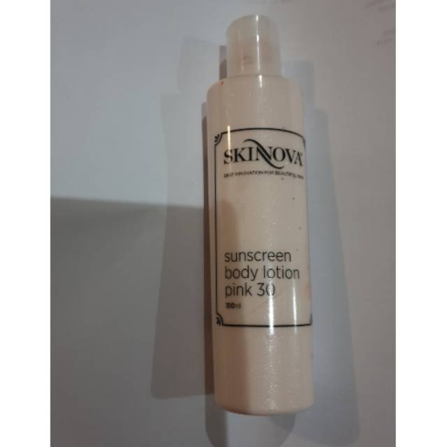 Jual SKINNOVA Body Lotion Pink 30 ( glitter ) | Shopee Indonesia