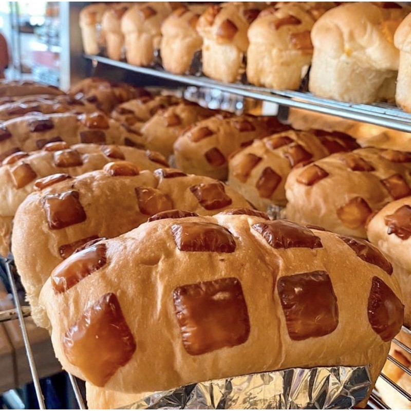 Jual Michelle Bakery Bogor Roti Keju Jepang | Egg Sausage Bread ...
