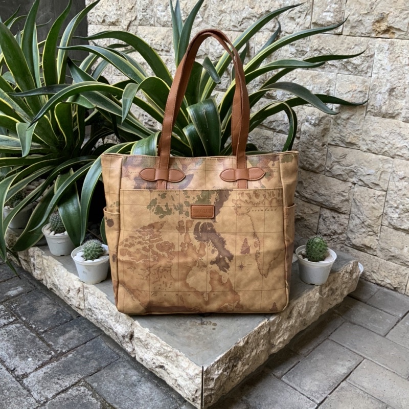 Jual PRIMA CLASSE GEO MAP LEATHER PETA TOTE BAG X FILSON ALVIERO ...