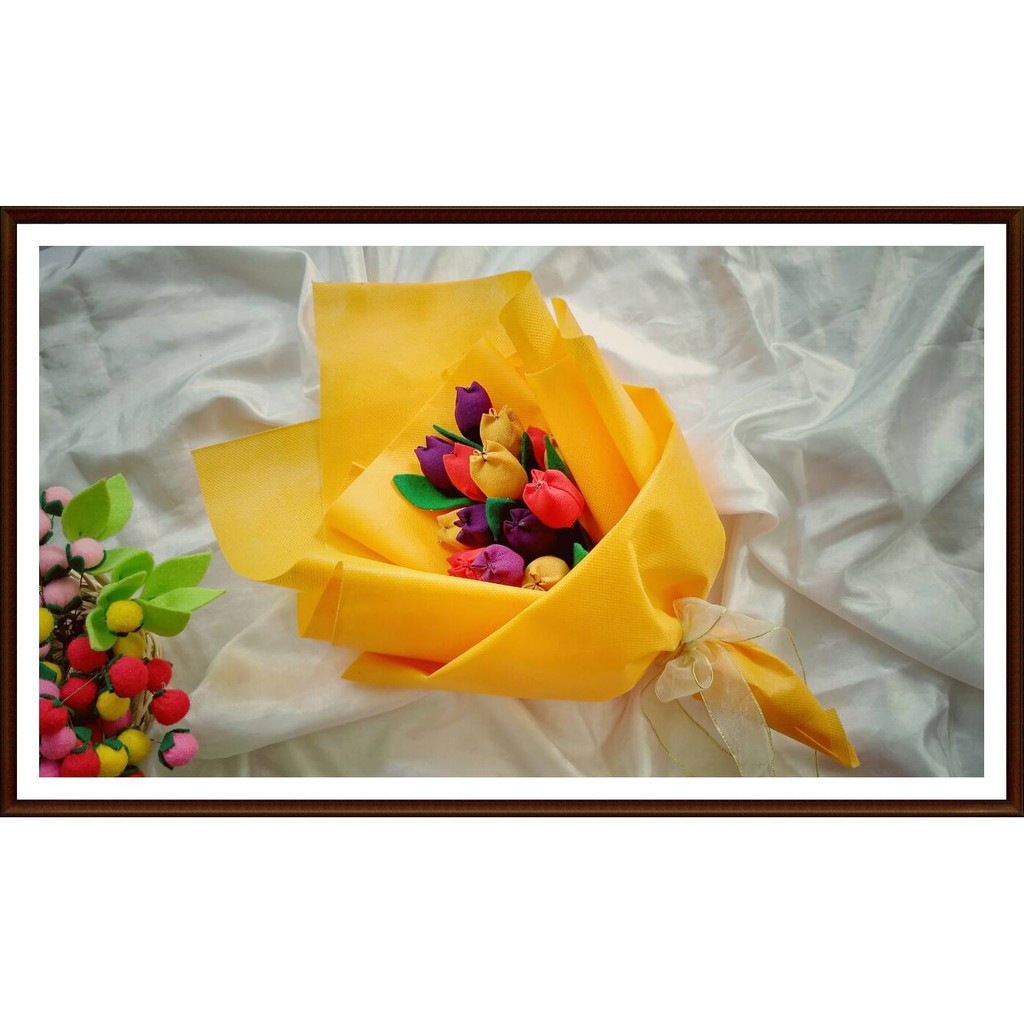 Jual Buket Bunga Wisuda Ultah Bunga Tulip Kain Anti Layu | Shopee Indonesia