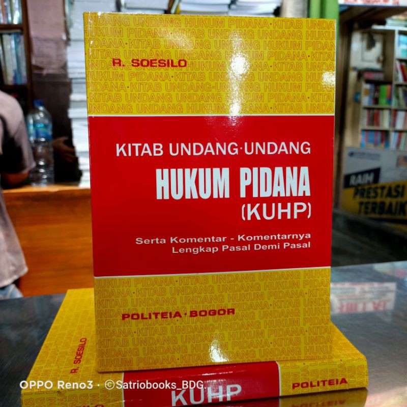 Jual KITAB UNDANG-UNDANG HUKUM PIDANA (KUHP) R. SOESILO. BARU. | Shopee ...