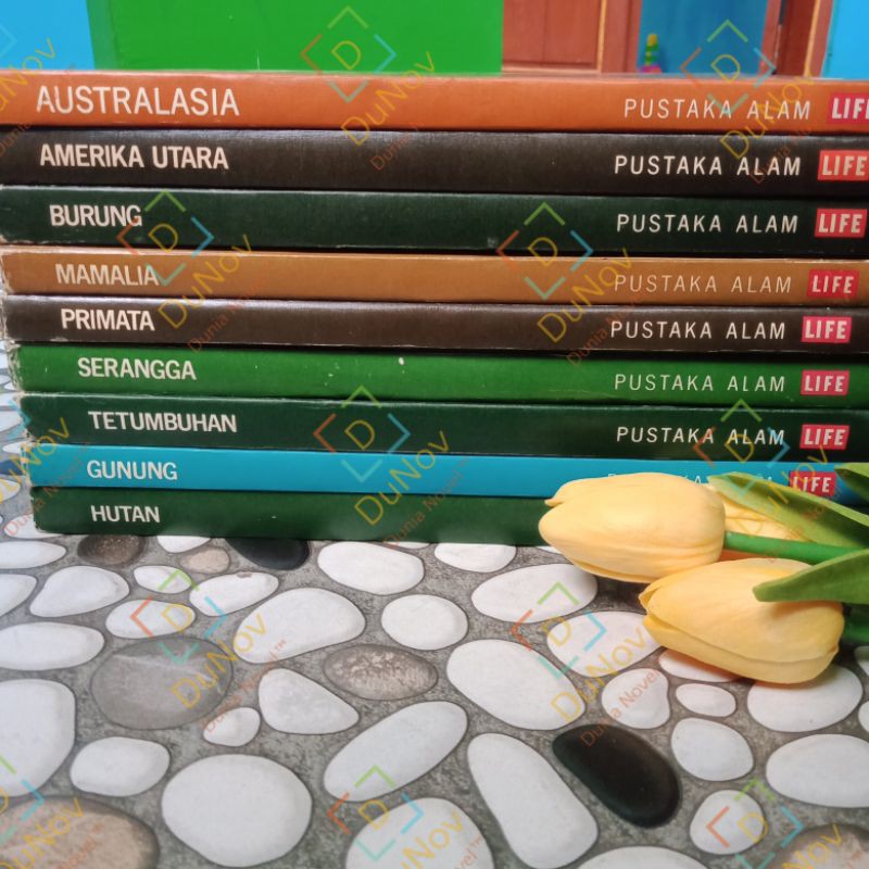 Jual PAKET PUSTAKA ALAM LIFE ( 9 BUKU ) HARDCOVER | Shopee Indonesia