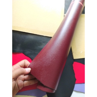 Jual Kulit Sapi asli Jenis fullgrain / Motif pori Warna Merah Maroon ...