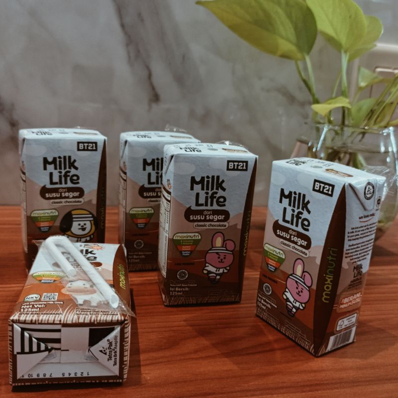 Jual Susu UHT MILK LIFE Choco Classic BT21 | Shopee Indonesia