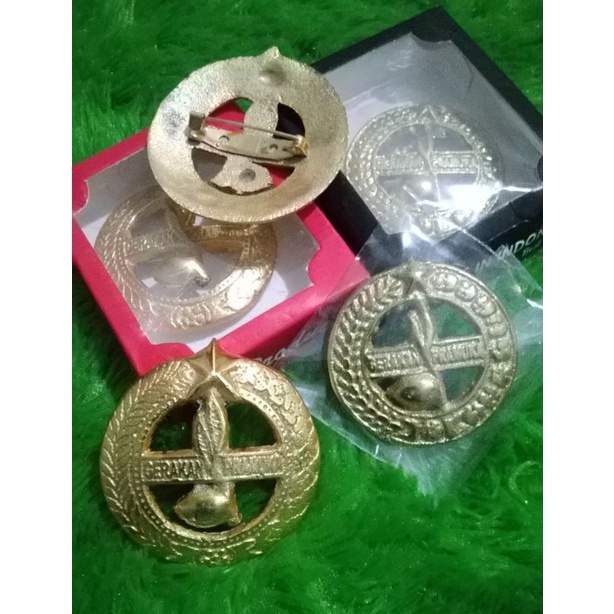 Jual CIKAL PECI LENCANA PECI TANDA TOPI PEMBINA PUTRA PUTRI COR ...