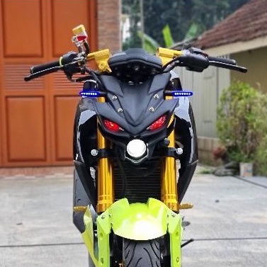 Jual headlamp mt15 mt25 vixion nvl nva lampu all new vixion xabre ...