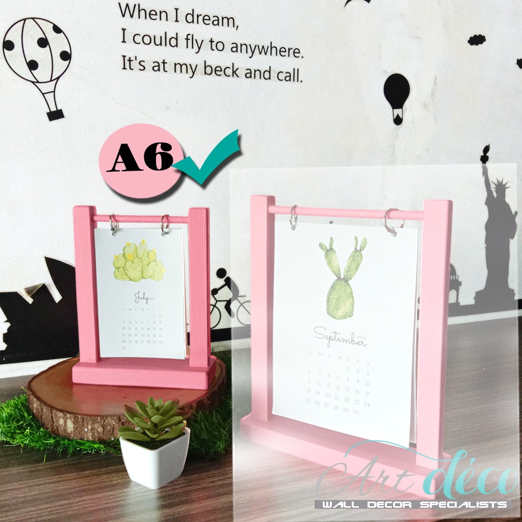 Jual Stand kayu Kalender Meja Aesthetic 2024 model gantung kalender ...