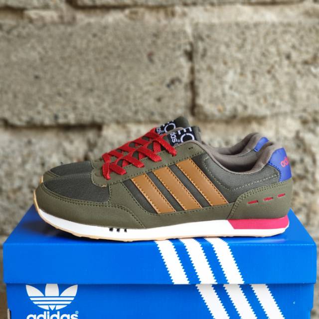 Jual Sepatu Adidas Neo City Racer Army Gum Grade Ori Made In Vietnam ...