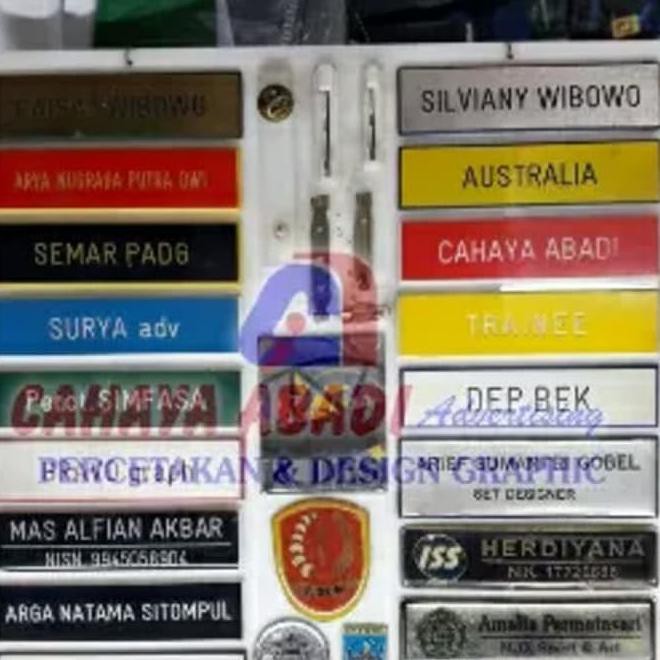 Jual Nama Dada Atau Name Tag Atau Papan Nama Grafir - Peniti Produk ...