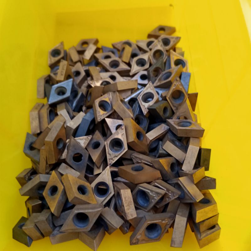 Jual Insert DCMT11T304 INSERT DCMT 11 T3 04 BEKAS PAHAT BUBUT DCMT 11 ...