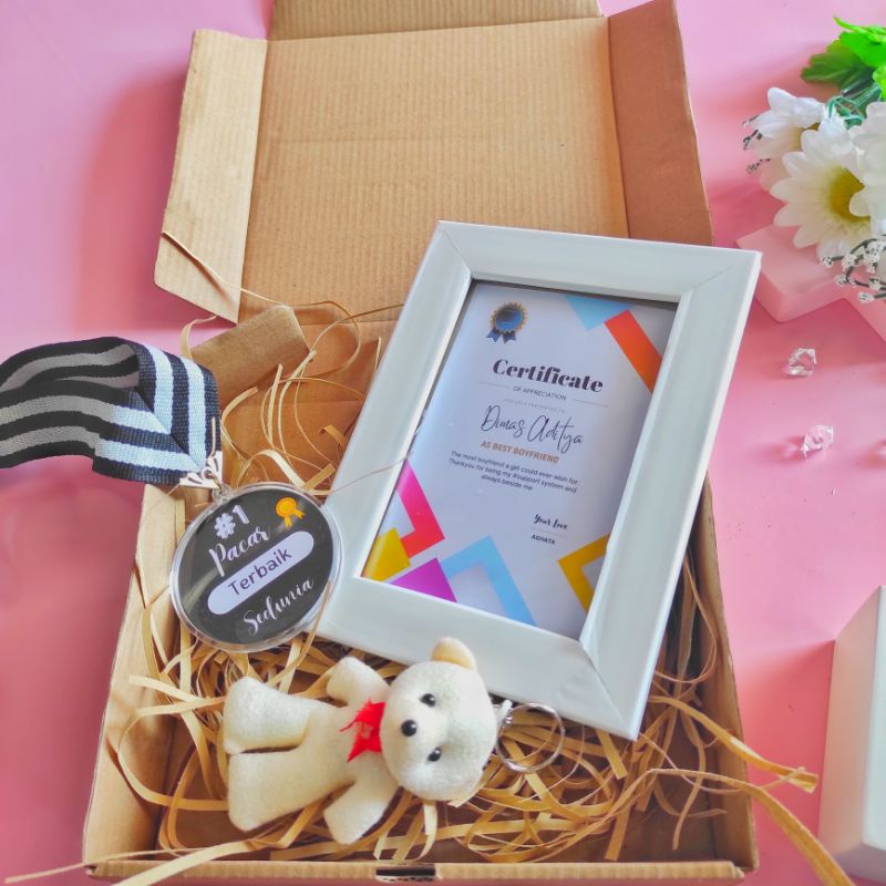 Jual Kado Wisuda Kado Ulang Tahun Cewek Bestie Giftbox Sempro | Shopee ...