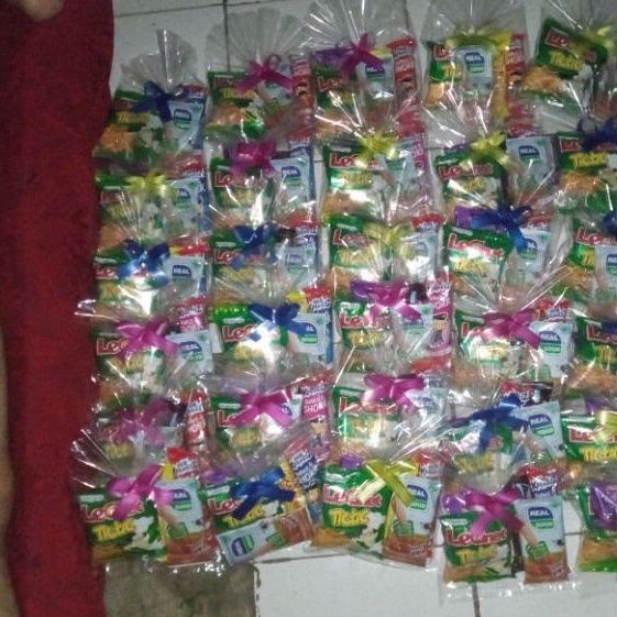 Jual bingkisan snack | Shopee Indonesia
