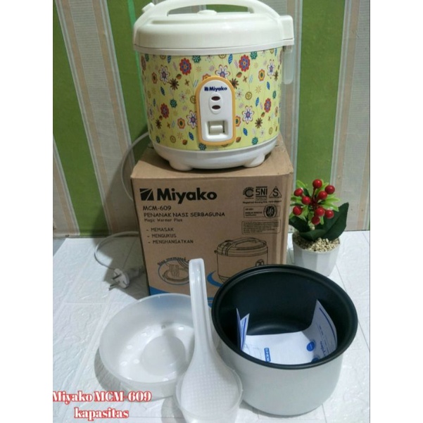 Jual Rice Cooker Kecil Miyako MCM-609 Magic Warmer Mini Plus 0.6 Liter ...