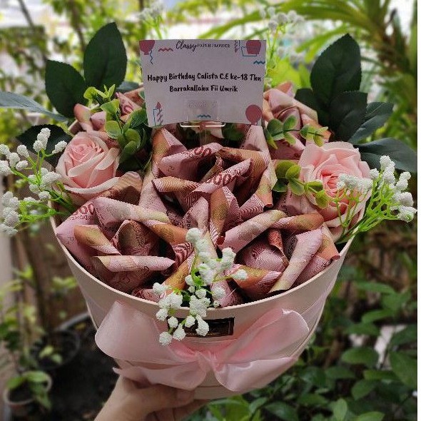 Jual Bloom Box Of Money Roses / Bucket Buket Bouquet Bunga Uang Asli / Hadiah Ultah Anniversary ...