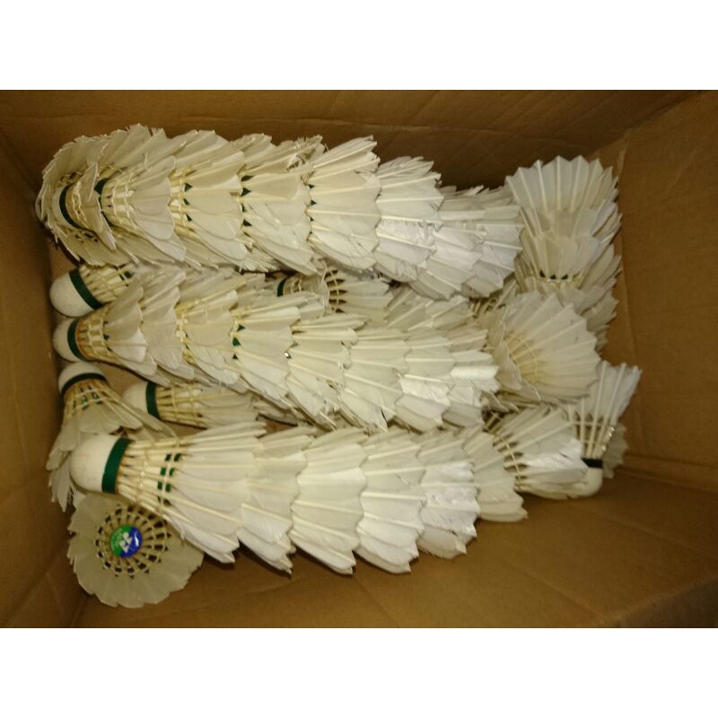 Jual Shuttlecock Branded Second Kondisi 75% - 85% 1 cock/pcs | Shopee ...