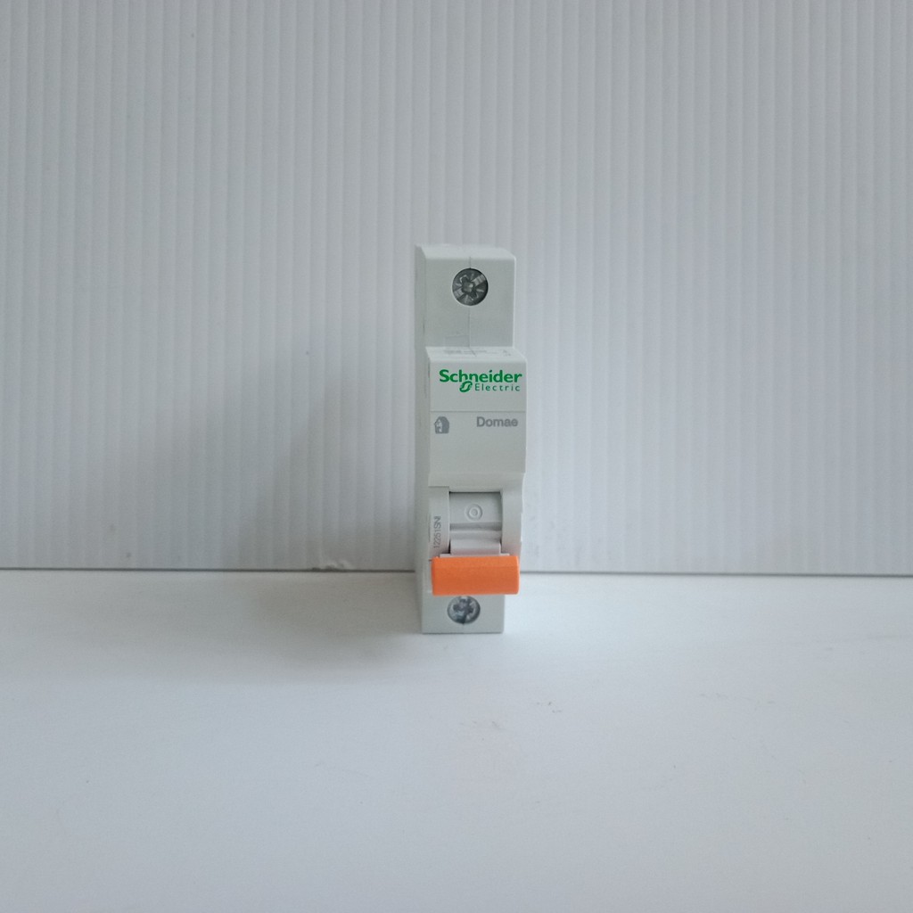 Jual Schneider Electric DOMAE MCB 2A 1P - Orange | Shopee Indonesia