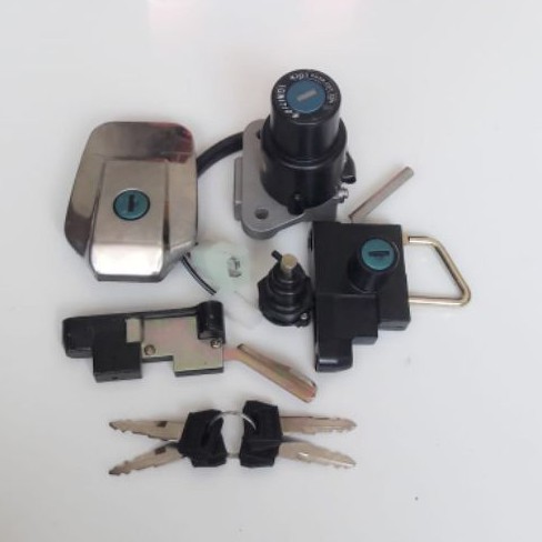 Jual KUNCI KONTAK SET ASSY PLUS TUTUP TANGKI YAMAHA RXZ RZR KOMPLIT NON ...