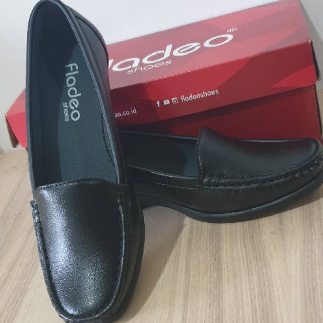 Jual Sepatu Pantofel Wanita Fladeo Murah Ori Bagus Garis Samping ...