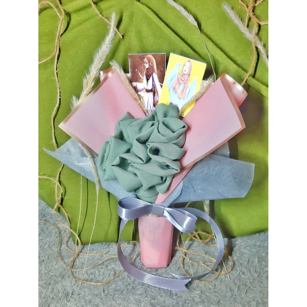 Jual Bucket Hijab / Bella Square / Bucket Jilbab / Hadiah Wisuda ...