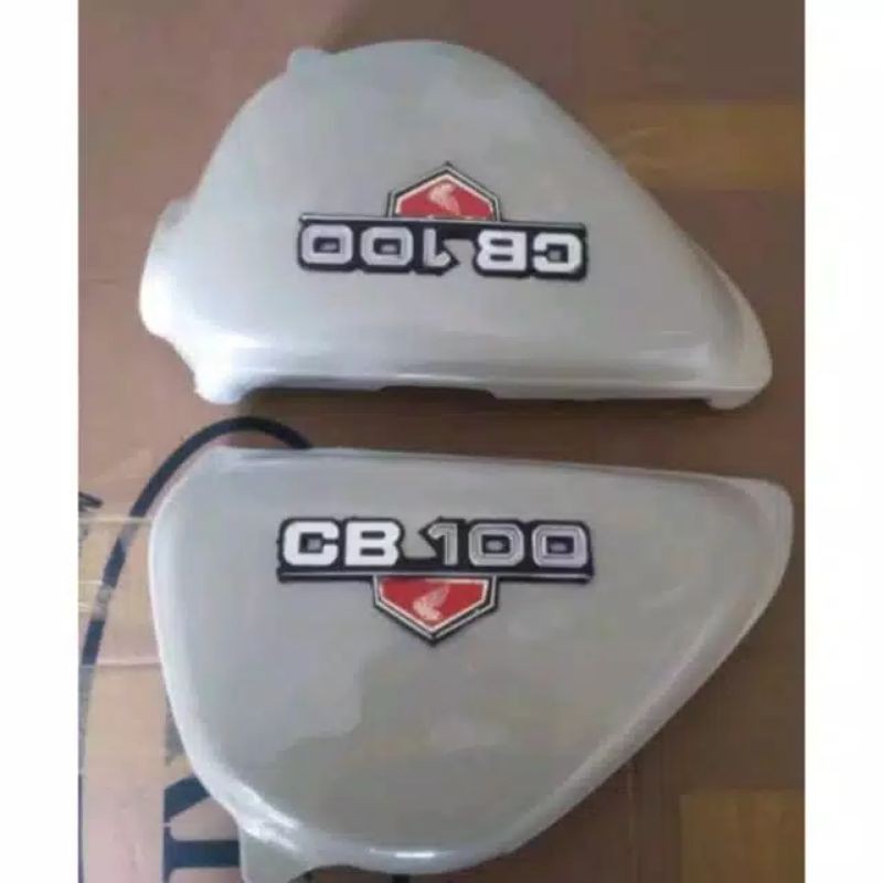 Jual Tool Box Aki Tutup Aki Accu Honda CB 100 Putih set kanan kiri ...
