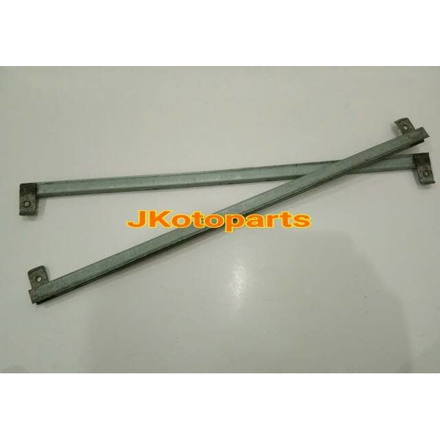 Jual Dudukan Kaca Pintu Depan Kijang Capsul / KF60 | Shopee Indonesia