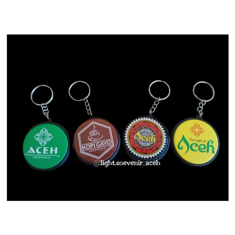 Jual Gantungan Kunci Etnik Aceh/Souvenir Aceh dua sisi | Shopee Indonesia