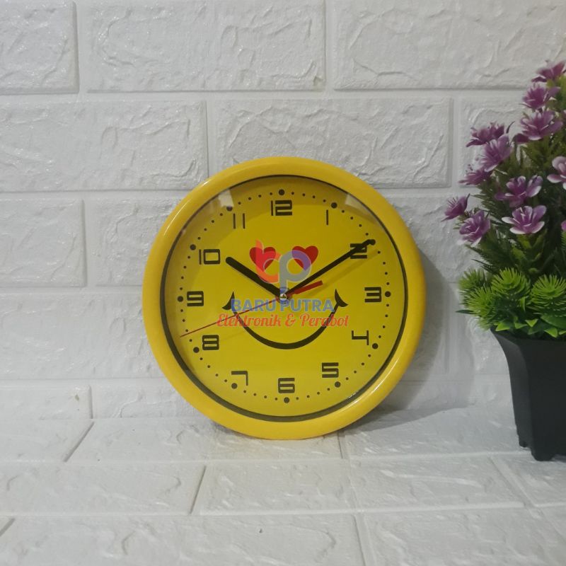 Jual Jam Dinding Emoticon Minimalis Lucu Simpel Bulat Dan Kotak Warna ...