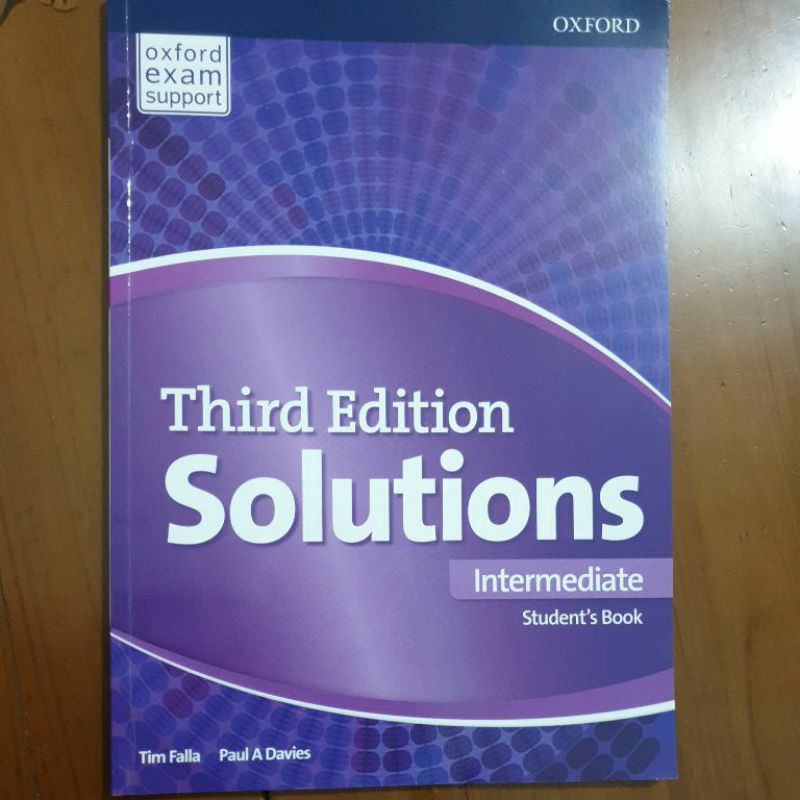 Jual Buku English Third Edition Solutions Intermediate Student book ...