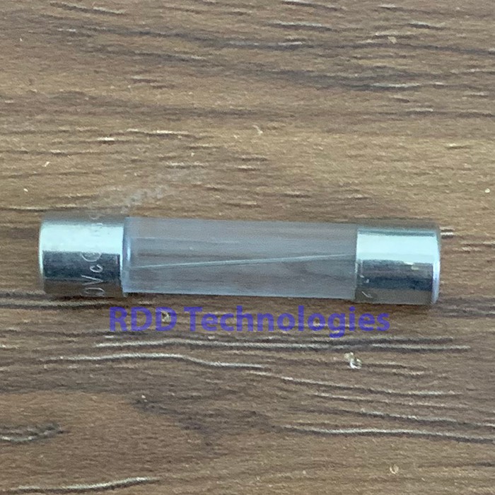 Jual Generic Fuse 8A 250V dimensi 6x30mm | Shopee Indonesia