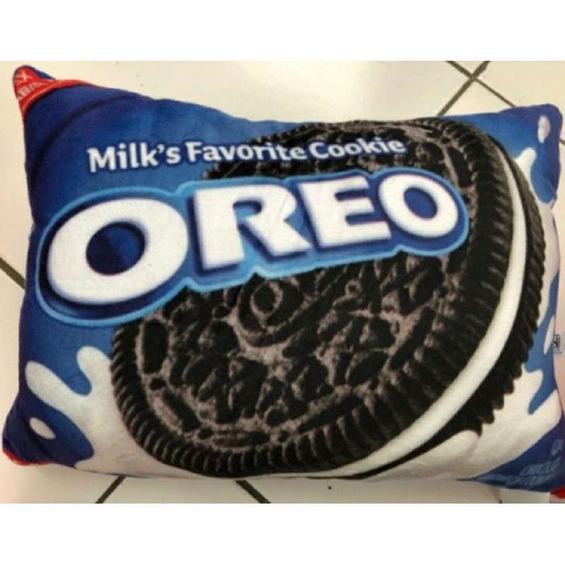 Jual DREAMTOYS96 Boneka Bantal Snack Indomie Kitkat Oreo Cornetto ...