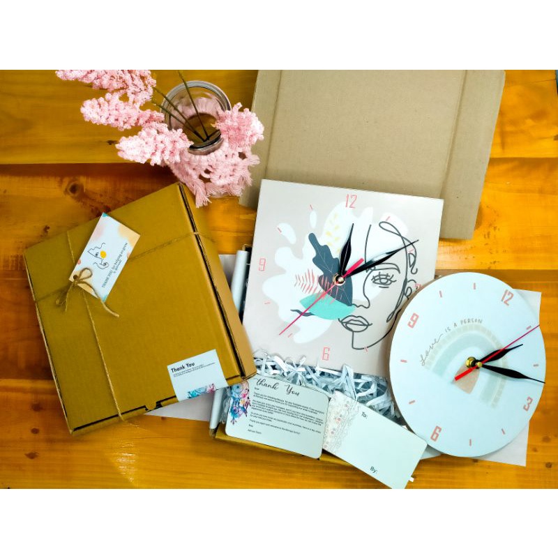 Jual Jam dinding/jam custom/hampers/kado pernikahan/kado ulang tahun ...