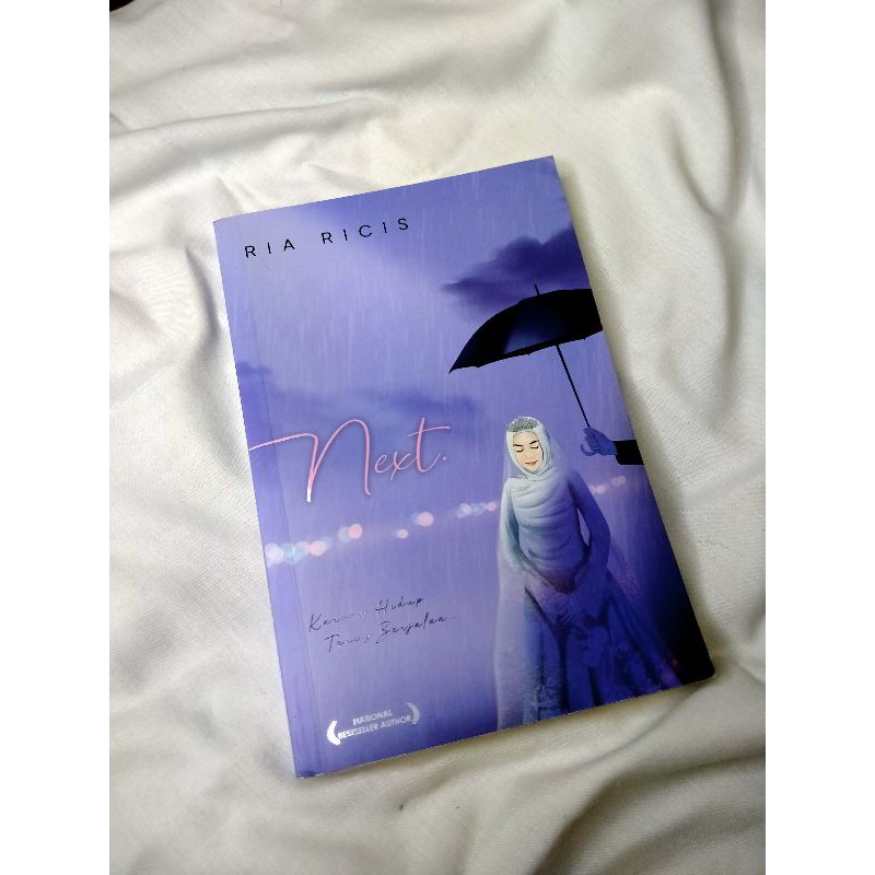 Jual preloved novel Next BY RIA RICIS (ada tanda tangan) | Shopee Indonesia