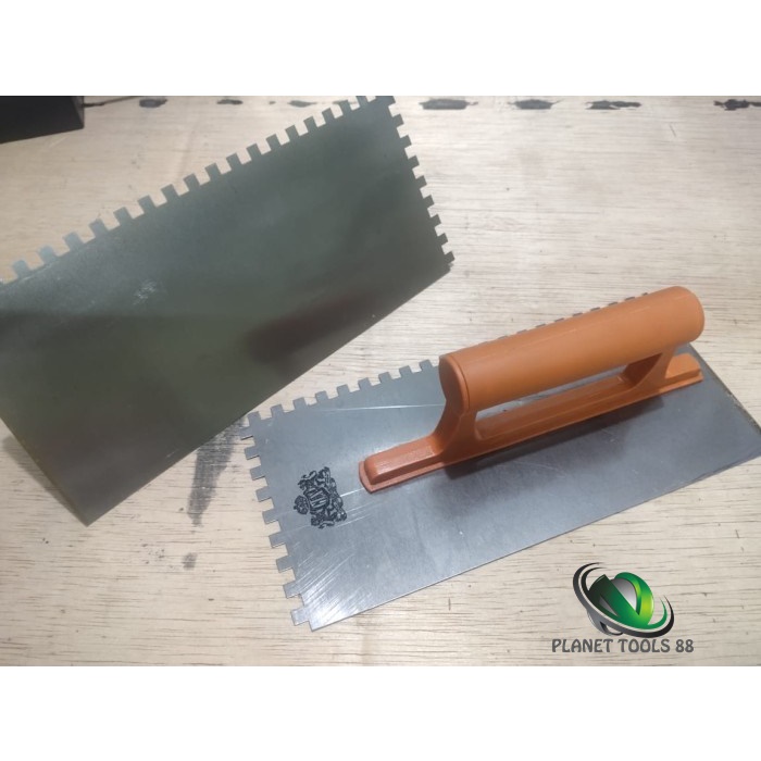 Jual Planet88 LASKAM BESI GERIGI PLASTER TROWEL / ROSKAM / RASKAM ...