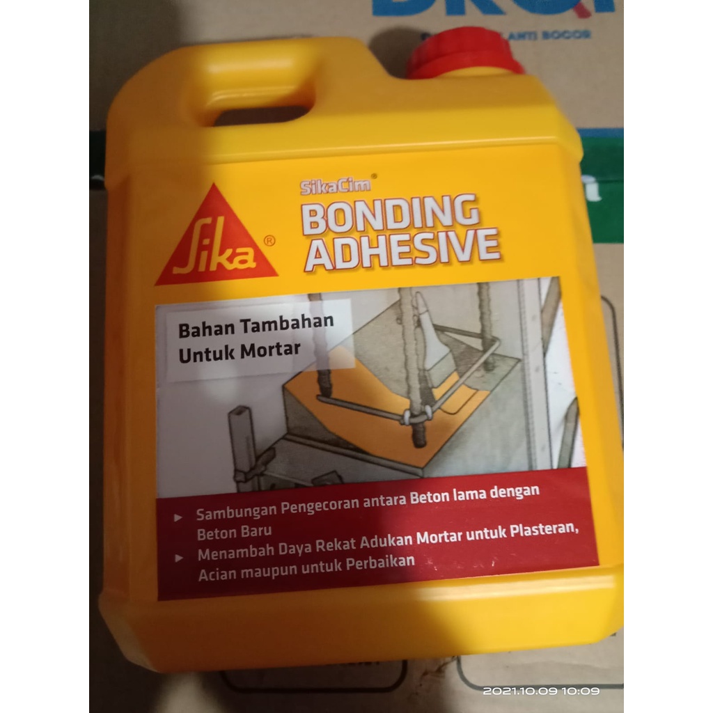 Jual Sikacim Bonding Adhesive - Sika Bonding - 900 ml | Shopee Indonesia