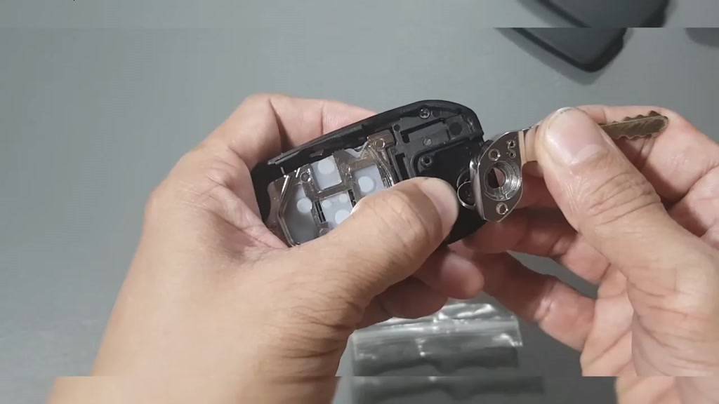 Jual Toyota Casing Kunci Case Remot Model Lipat Innova Yaris Vios Altis ...